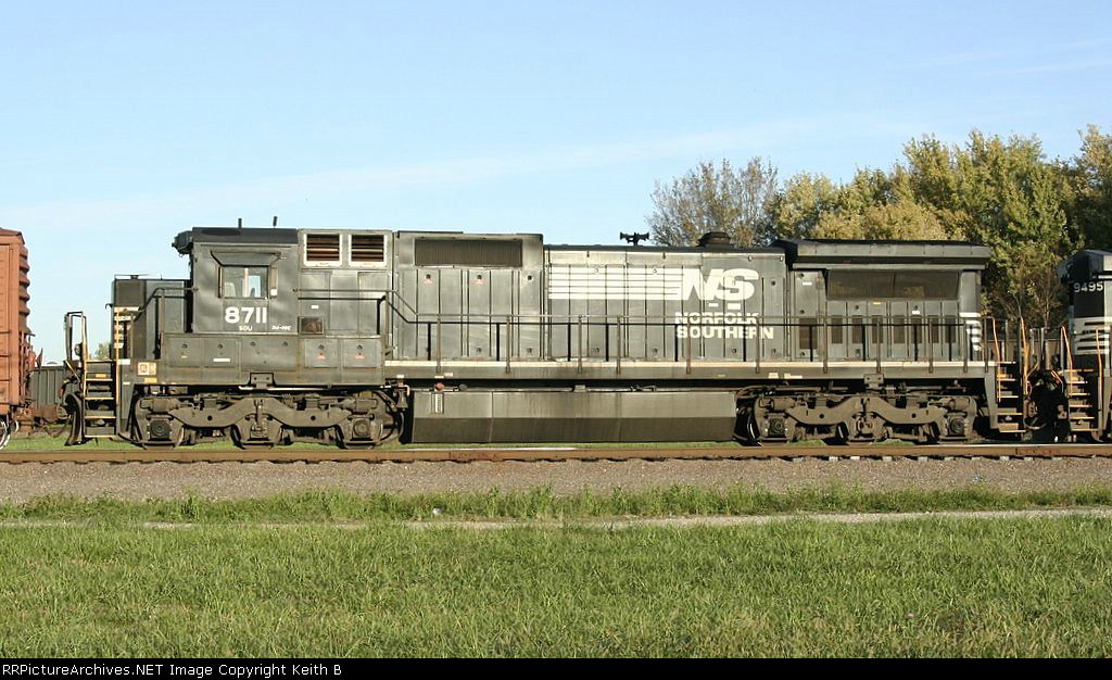 NS 8711